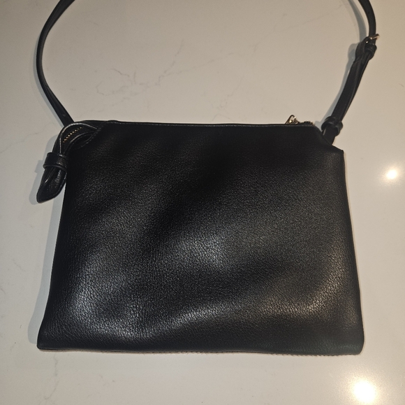 Universal Thread | Bags | Universal Thread Black Crossbody Bag | Poshmark
